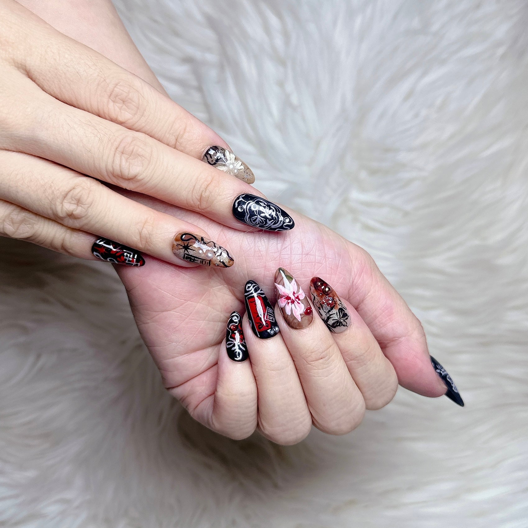 Femme Fatale – Lune Studios Official