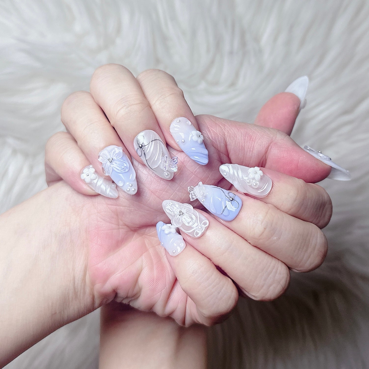 Icy Bloom – Lune Studios Official