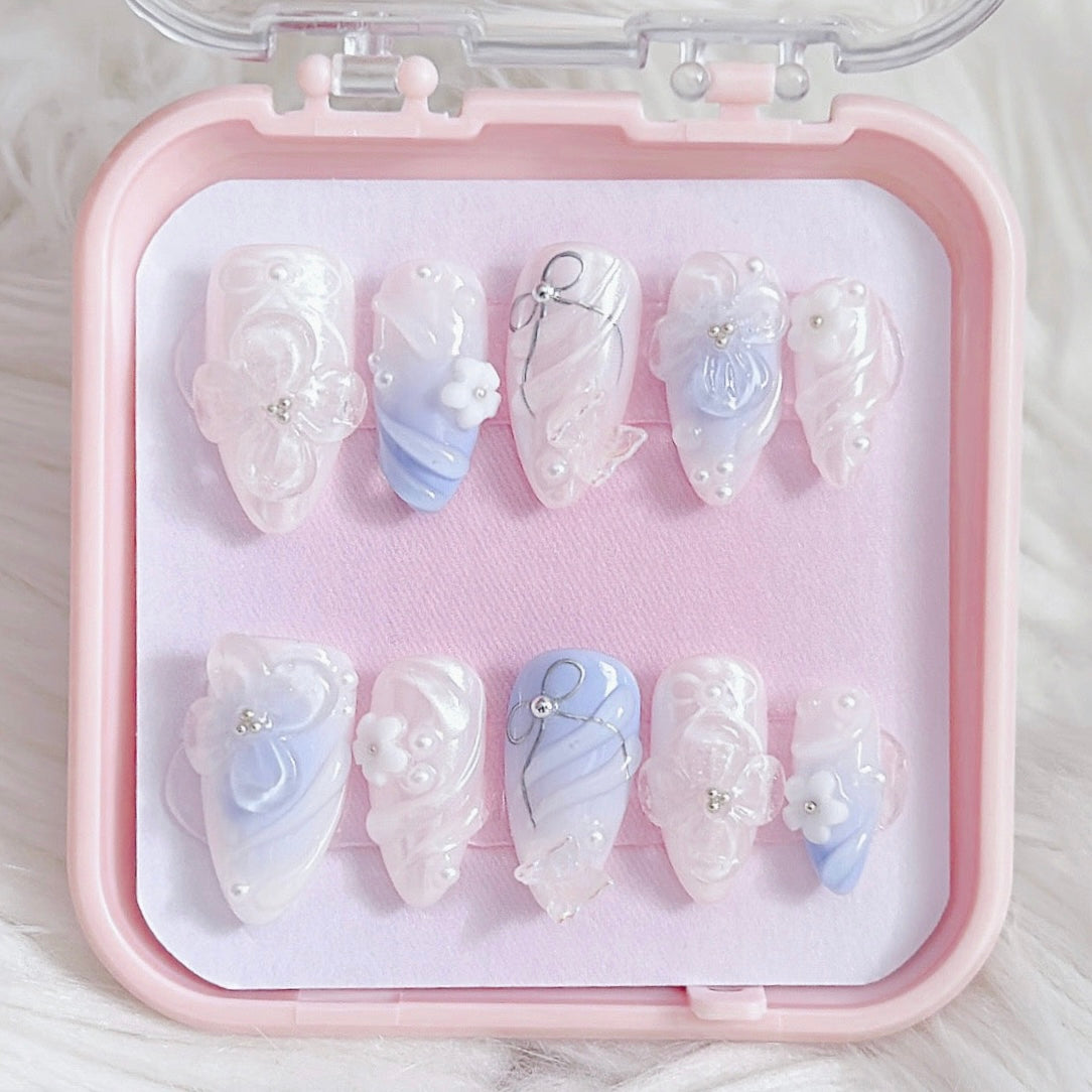 Icy Bloom – Lune Studios Official