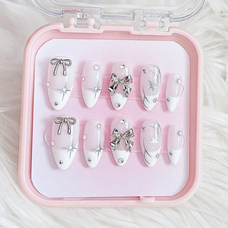 Y2K Gal – Lune Studios Official